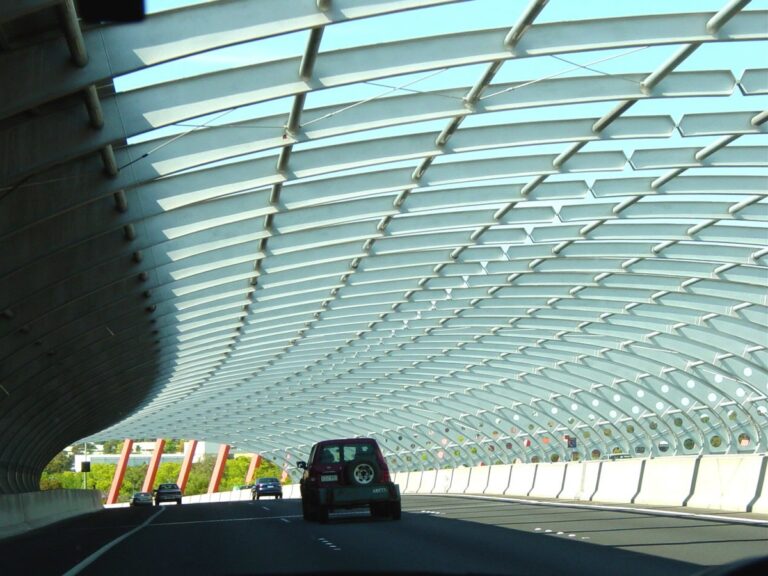 Constructing Effective Sound Barriers: The Key to a Quiet and Peaceful ...